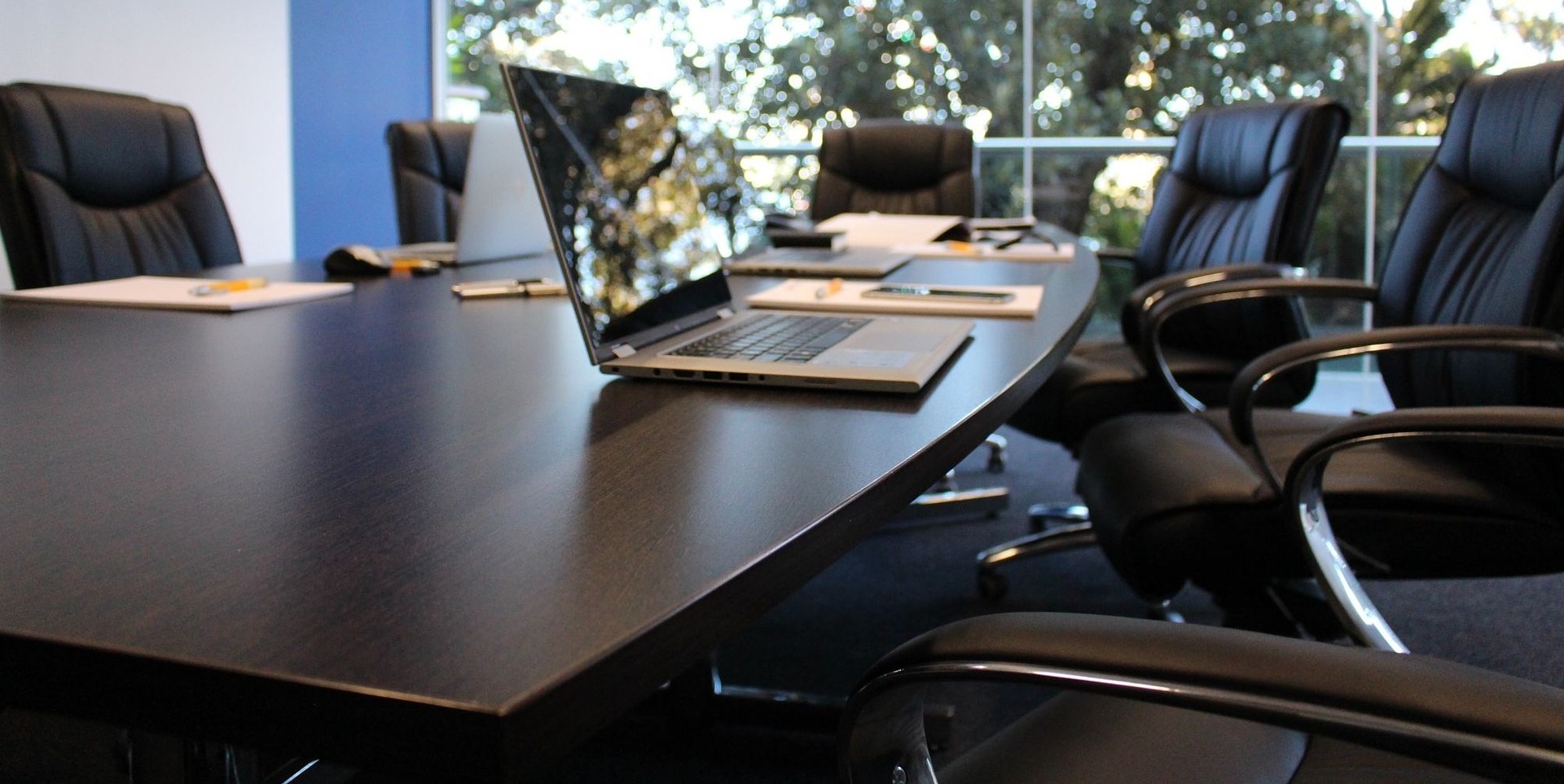 How We Help | Benefits of a PEO | People Lease